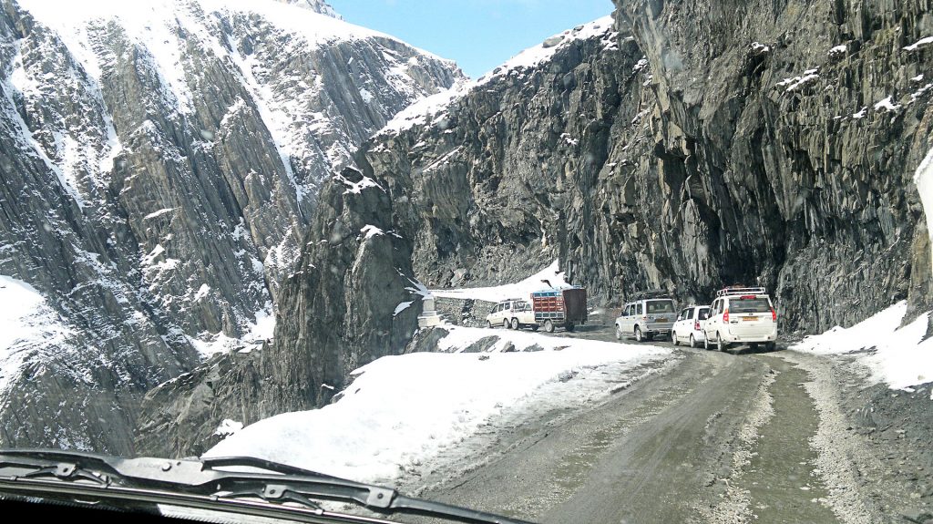 Zojila pass connecting Kashmir valley and Ladakh opens » News Live TV ... Zojila pass connecting Kashmir valley and Ladakh opens » News Live TV ...